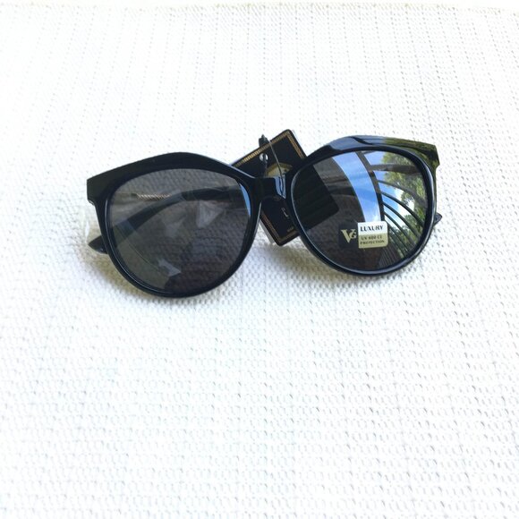VG | Accessories | New Vg Fancy Sunglasses Blackgold | Poshmark